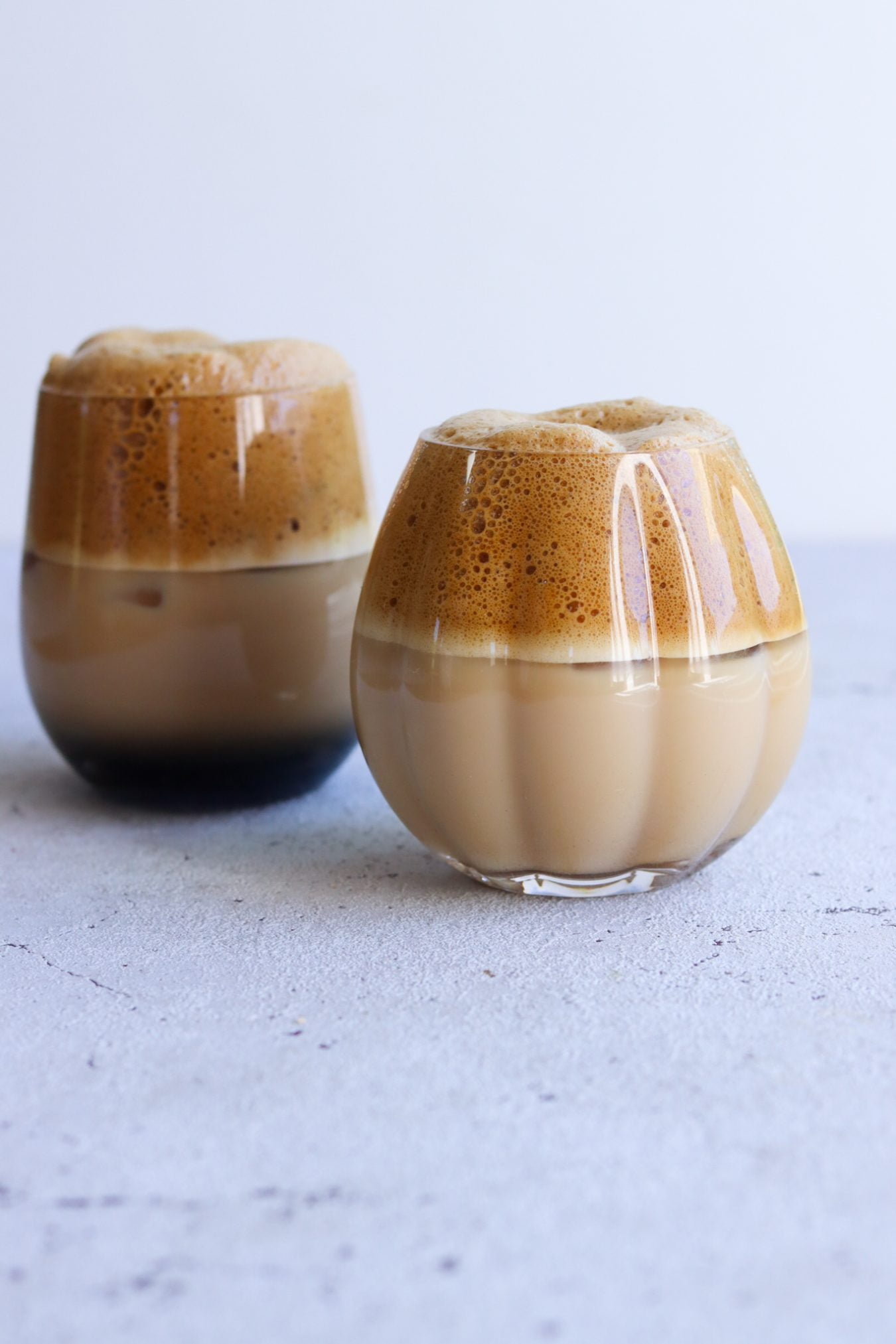 Iskaffe - opskrift på cremet dalgona is kaffe lavet på havredrik