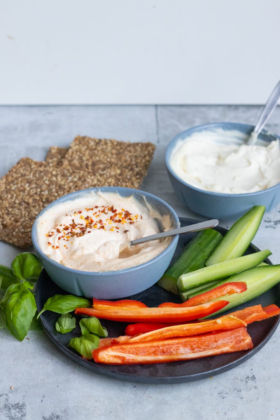 Chili mayo med hjemmelavet mayonnaise - Julie Bruun