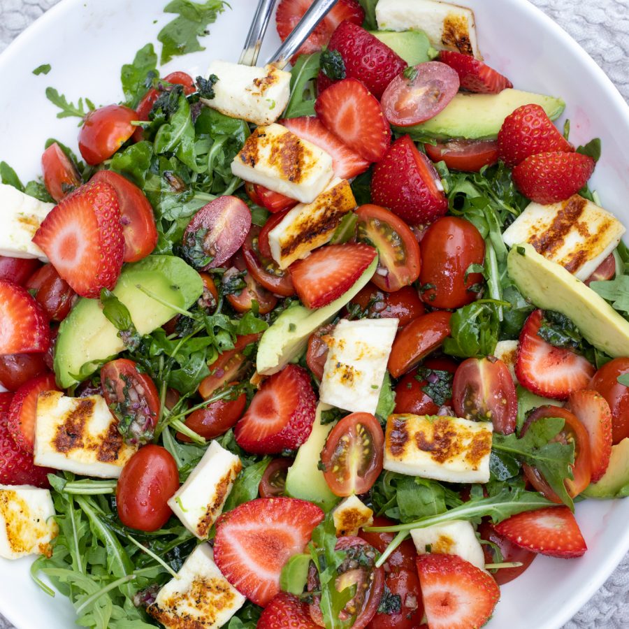 Grøn salat, en simpel salat der passer til nærmest alt - Julie Bruun