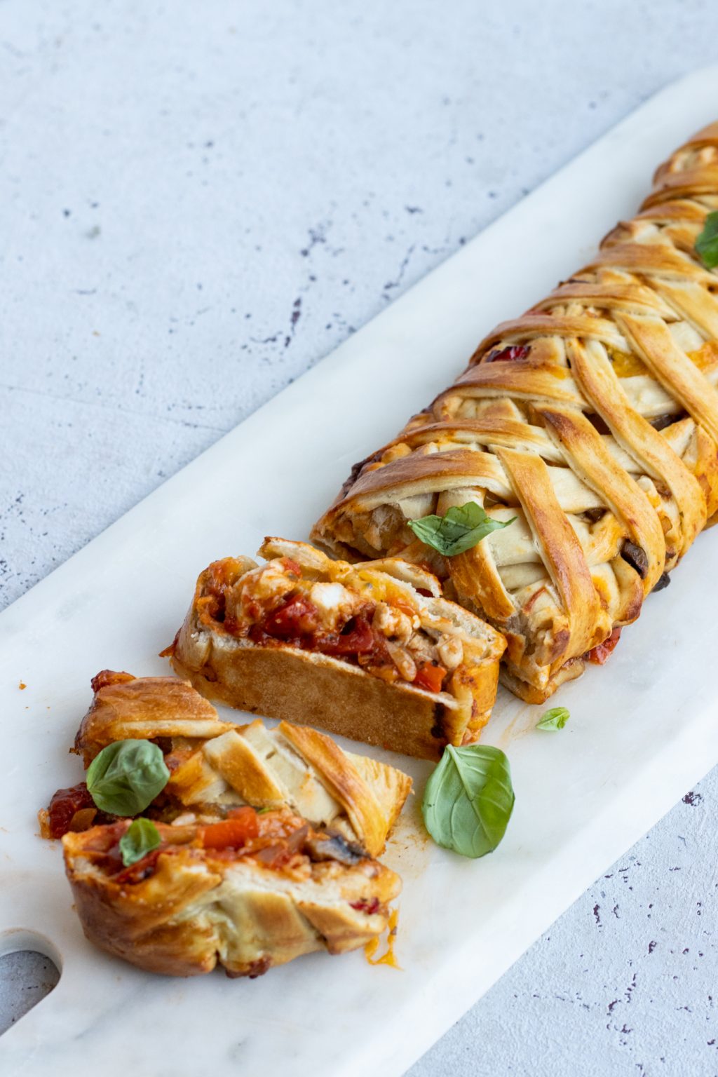 Calzone med krydret kylling - Julie Bruun