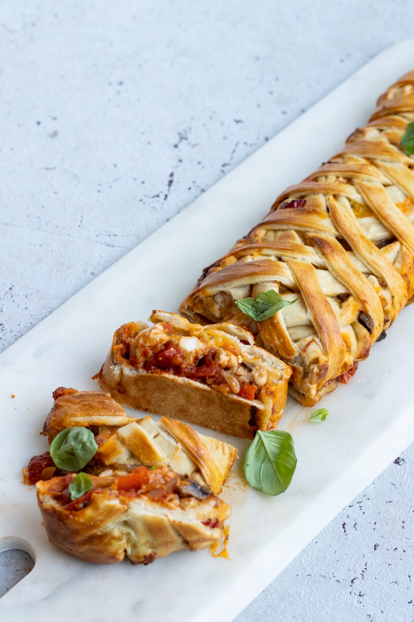 Calzone med krydret kylling - Julie Bruun